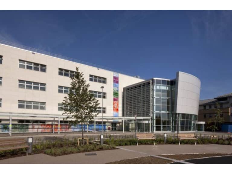 Broomfield Hospital Mid Essex Hospital Services NHS Trust - Bouygues UK
