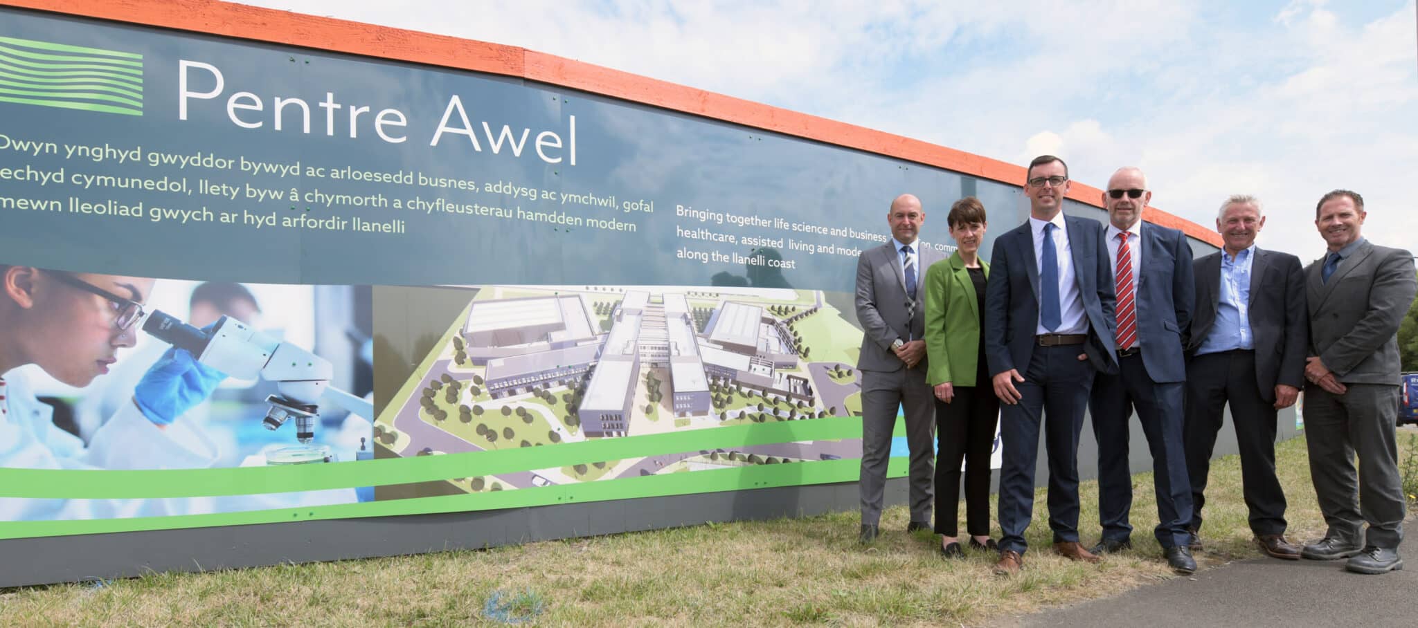 Bouygues UK and Carmarthenshire Council Leaders Welcome MP to Llanelli ...