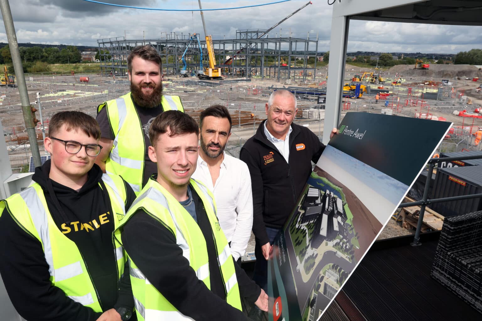 Supporting the Cyfle Shared Apprenticeship Scheme - Bouygues UK