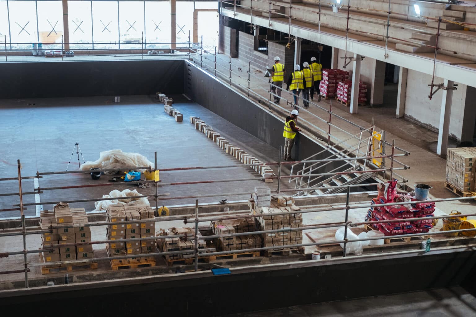 New Swimming Facilities at Canolfan Pentre Awel - Bouygues UK